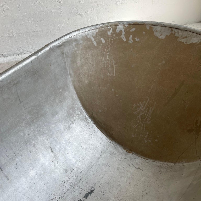 Antique Rustic Galvanized Tin Cowboy Wash Tub – cityFoundry