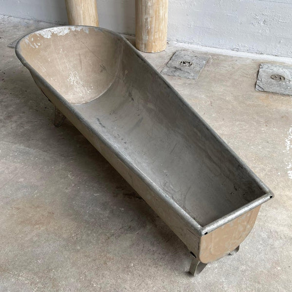Antique Rustic Galvanized Tin Cowboy Wash Tub – cityFoundry