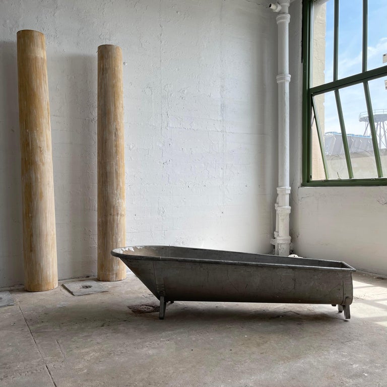 Antique Rustic Galvanized Tin Cowboy Wash Tub – cityFoundry