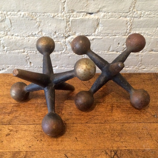 Pair Of Vintage Cast Iron Jacks – cityFoundry