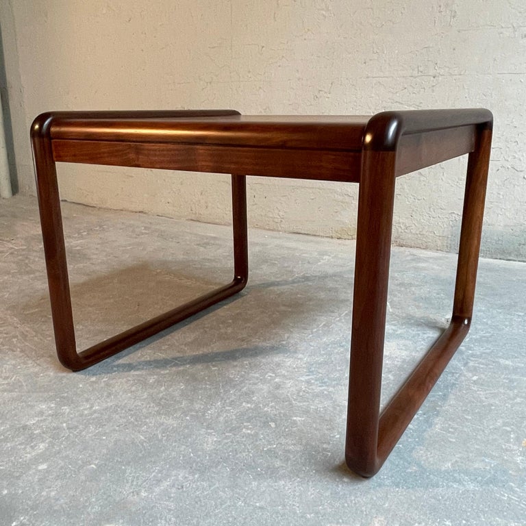 Mid Century Modern Walnut Side Table By Gunlocke – cityFoundry