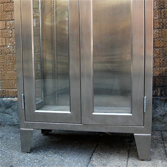 Steel Display Case – cityFoundry
